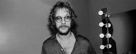 Remember When Warren Zevon Brought Down The House And The Tears With