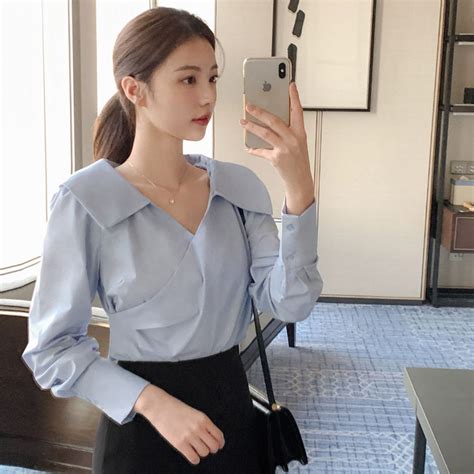 🌊썸머세일쿠폰팩 ⚡️부분 오늘출발⚡️ 메른 오픈 카라 랩 셔링 셔츠 셔링하객 블라우스 하객룩 랩블라우스 블라우스 Bs6839
