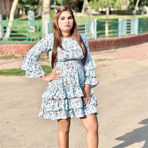 Simran Gill Simran Gill815 Snapchat Stories Spotlight And Lenses