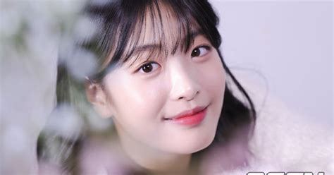 오예주 싱그러운 미소 사진