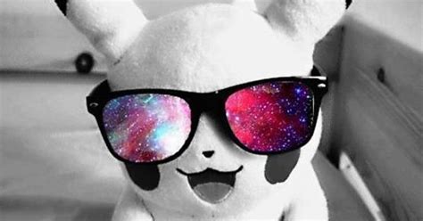 If You Enjoy Electronic Music Join Into The Imgur Giraffes On Stilts New Years Virtual Rave