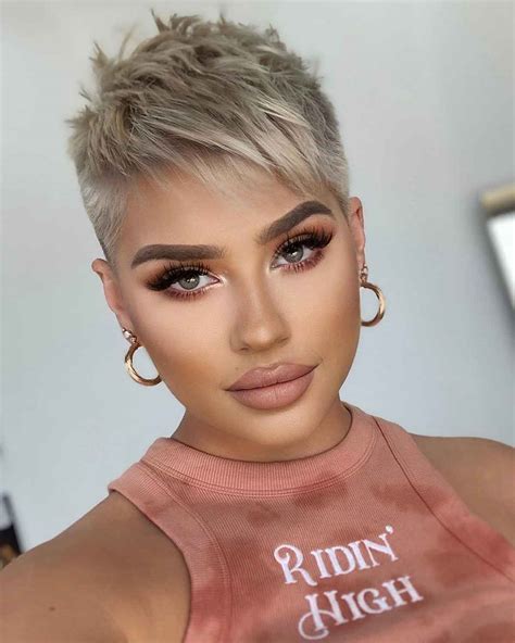 26 Types Of Choppy Pixie Cuts Women Are Asking For This Year