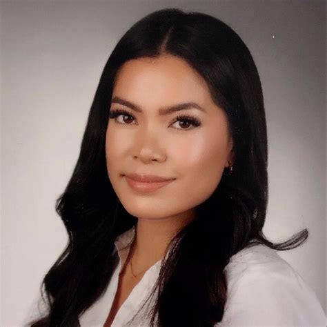 Laura Murr Sales Development Representative Aexus Xing