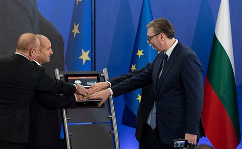 Въведоха в експлоатация междусистемната газова връзка България Сърбия