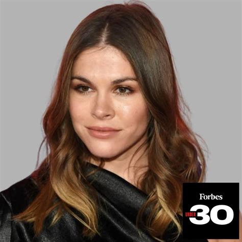 👏 To Nyu Steinhardt Art Alum Emily Weiss For Making The Forbes Under 30