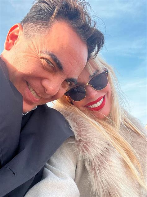 Cristian Castro regresa con su ex Mariela Sánchez y le llueven críticas La codependecia en
