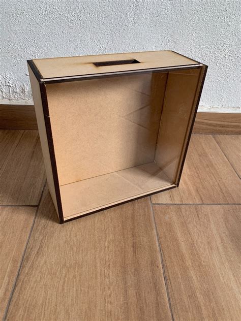 Alcancía Madera 25x23x4cm Mdf 6mm Con Tapa De Acrílico Mercadolibre