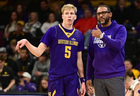 Massner Bennett Will Be Keys To Wius Defensive Look Iowa College Hoops