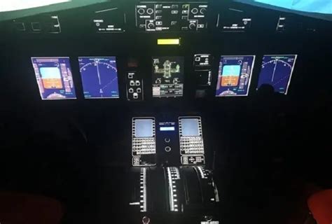 ساخت دستگاه شبیه‌ساز پرواز توسط پژوهشگر سلماسی