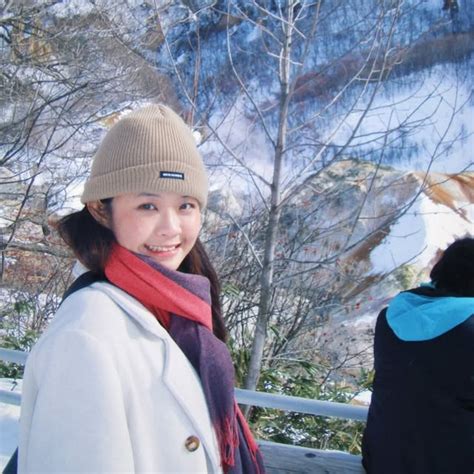 Yee Ling Ching Notttentten Threads Say More