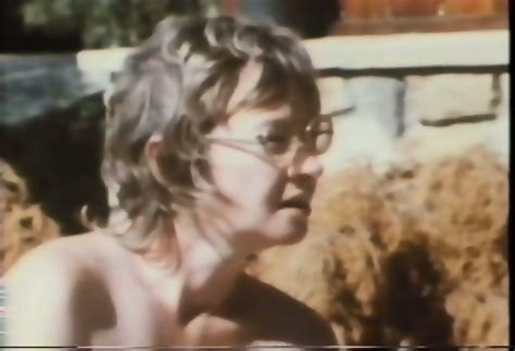 1975 Sandstone Eporner