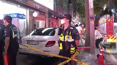 တောင်ကိုရီးယားနိုင်ငံ၌ ဟိုတယ်မီးလောင်မှုကြောင့် ခုနစ်ဦးထက်မနည်းသေဆုံး