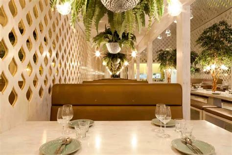 طراحی دکوراسیون کافه رستوران در تهران با قیمت مناسب