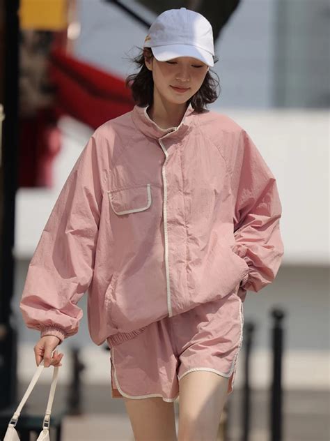 여성용 캐주얼 자외선 차단 슈트 루즈 스탠드 칼라 긴 소매 얇은 코트 반바지 투피스 세트 여성용 달리기 운동복 2023 여름 신상 Aliexpress