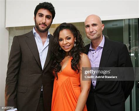 Matthew Moinian Photos And Premium High Res Pictures Getty Images