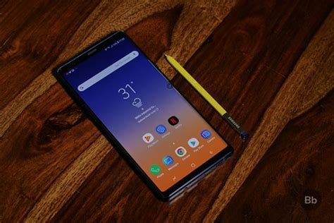 Galaxy Note Review Makes You Take Note Beebom