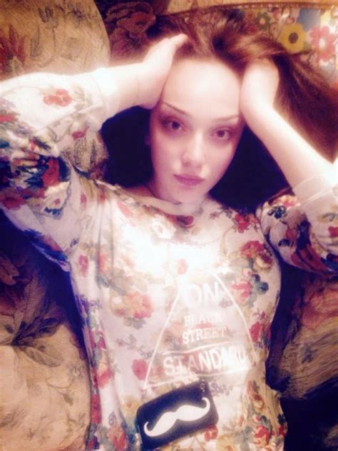 ვინ არის რას საქმიანობს და როგორ გამოიყურება კესარია აბრამიძის ულამაზესი უმცროსი და