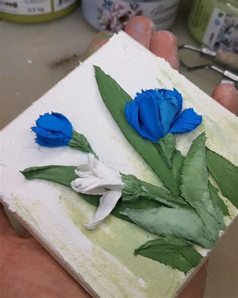 Рисуем васильки | Sculpture painting, Sculpture, Plastic cutting board