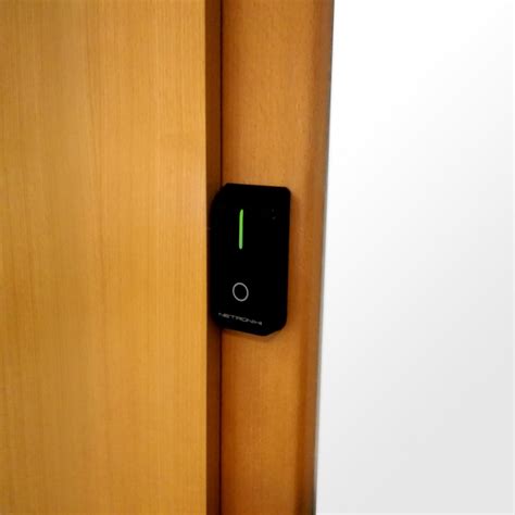 Wall Mounted Mifare® Desfire Reader Rfid Netronix Mw R8b Mw R8g Reader Working At 13 56mhz