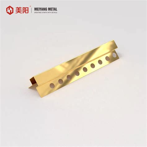 고품질 골드 사각형 모양 폴리싱 스테인레스 스틸 외부 모서리 타일 트림 중국 고품질 골드 사각형 모양 폴리싱 스테인레스 스틸 외부 모서리 타일 트림 제조업체 공급업체