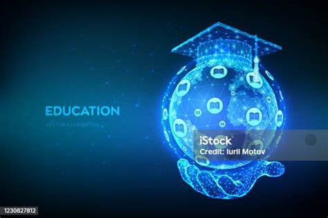 E러닝 개념 온라인 교육 손에 행성 지구 지구 모델지도에 추상 낮은 다각형 졸업 모자 원거리 대학원 증명서 프로그램 기술 개발 벡터 그림입니다 교습에 대한 스톡 벡터 아트