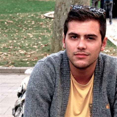 Guillaume Rey Medium