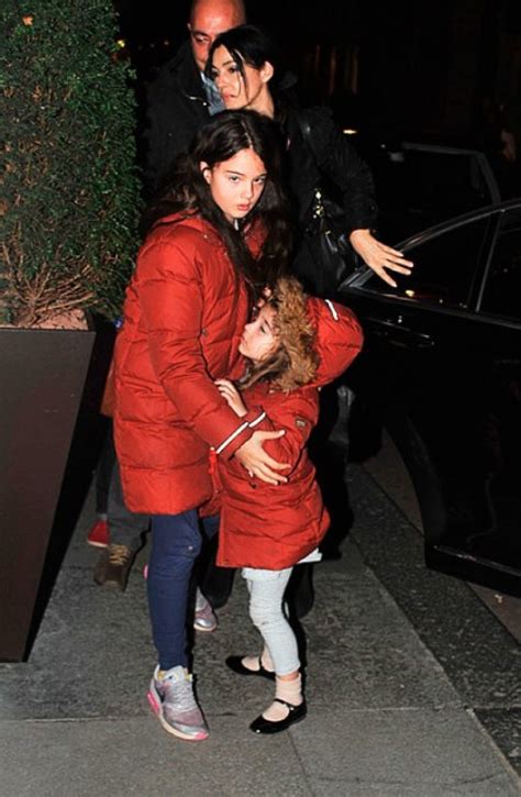 ასე გამოიყურებიან მსოფლიოში ყველა დროის ყველაზე ლამაზი ქალის მონიკა ბელუჩის ქალიშვილები 19