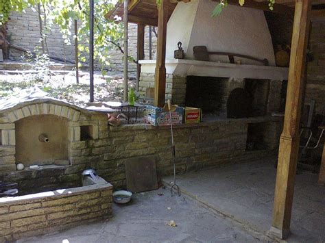 Къща в с Медвен Едноетажна къща 120 кв м РЗП 820 кв м двор Къщи Вили Медвен Агенция