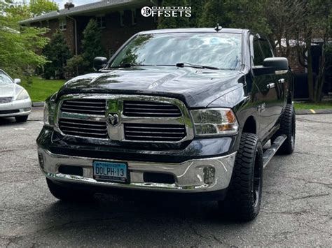 2015 Ram 1500 With 20x10 24 Moto Metal Mo970 And 30555r20 Amp Terrain