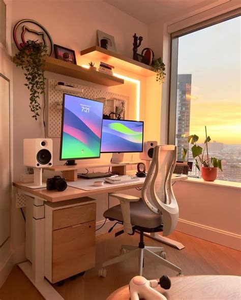 Pin By Daniel Chaple On A Desk Setup Home Interior Design Home