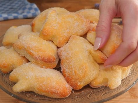 Пухнасті мякі сирні кролики готуються просто і швидко Незвичайний рецепт на Великдень