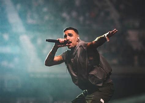 Rels B World Tour