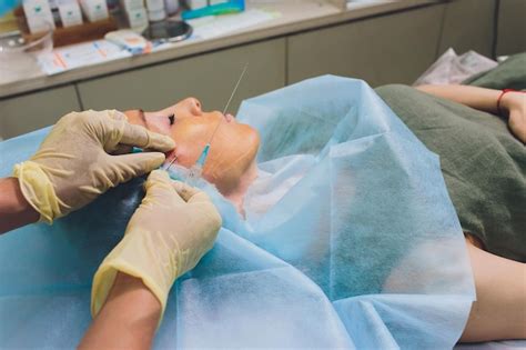 Premium Photo Aged Woman Doing Mesothreads And Thread Lifting