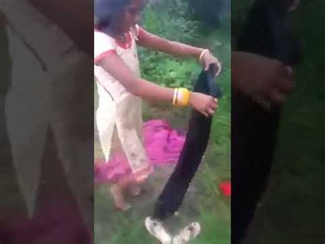 जगल म मगल कर रह थ लडक YouTube