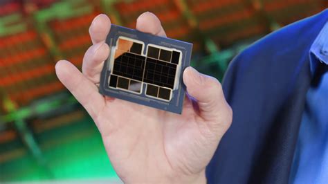 Intel Showcases Its Packaging Prowess With 7nm Ponte Vecchio Xe Hpc Gpu Over 100 Billion
