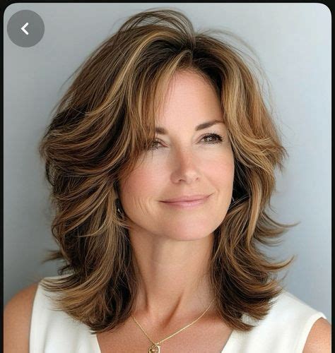 28 Staggering Layered Hairstyles For Older Women Who Want A Fresh Look