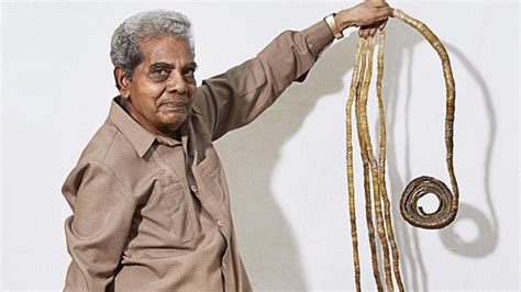 Man With Worlds Longest Nails Gets A Much Needed Manicure Blurred Culture