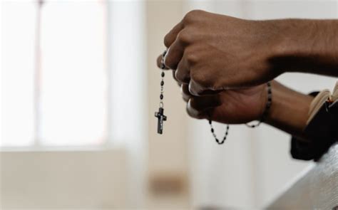 The Spiritual Meaning Of A Broken Rosary Is It A Bad Sign