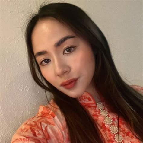 Chloe Ng Chloenke • Threads Say More