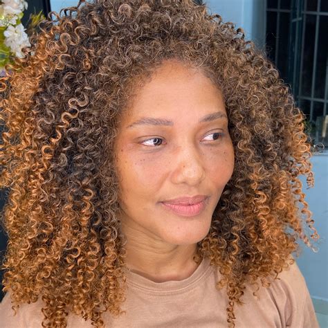 Nova Técnica Disponível Aqui No Estúdio De Entrelace Com Disfarce 100