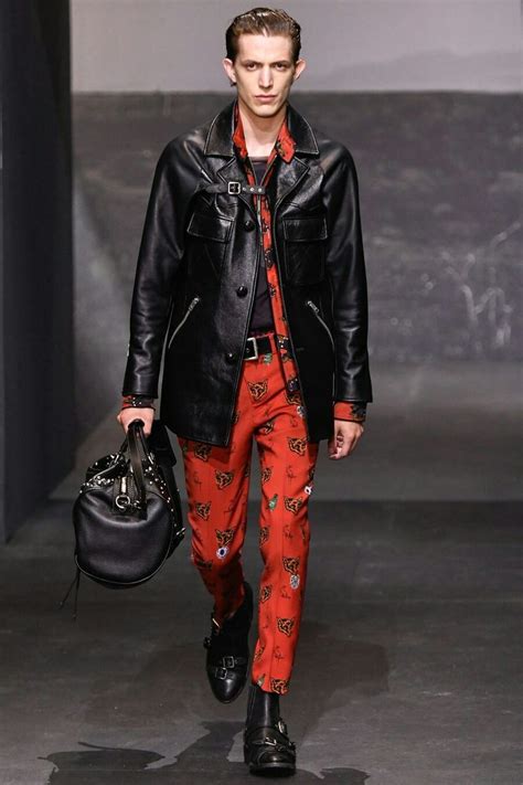 Pin By Jorge Astorga On Fashion Gay Fashion Menswear Mens Outfits