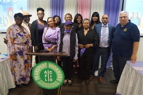 Twu Local 100 We Move Ny