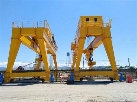 outdoor gantry crane dynamics efficiency in outdoor environments
