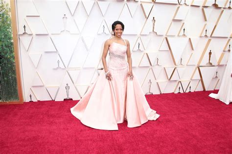 Regina King Oscars 2020 Red Carpet • Celebmafia