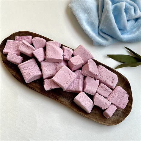 قیمت و خرید بستنی خشک انجمادی پفکی طعم توت فرنگی فریزفروت 40 گرم