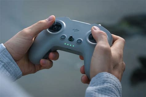 JUAL DJI FPV Remote Controller Harga Spesifikasi DRONESTORE