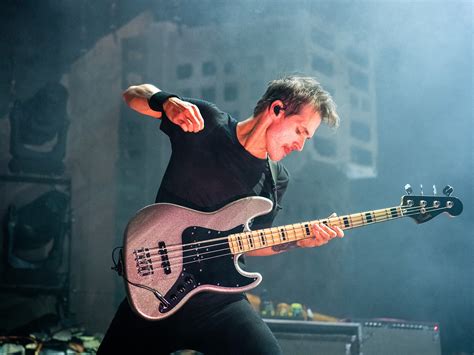 Mikey Way Guitar Com All Things Guitar