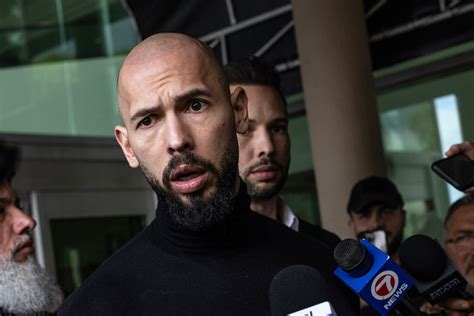 Joe Rogan Is No Longer The King Of Podcasts