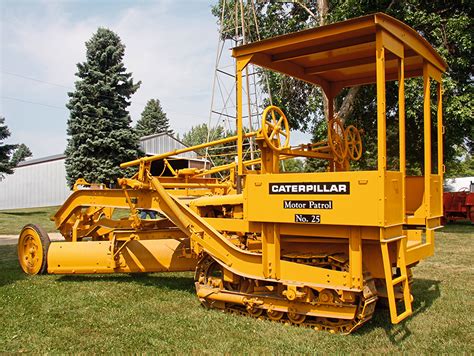 The Worlds Largest Motor Graders Tractor And Machinery