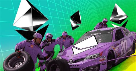 Ethereum Etfs Celebrate First Year With 11 Week ‘god Candle Streak Topping 6 4bn Dl News